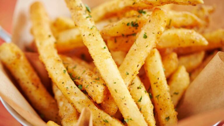 15 Popular Canadian Snacks You Can't Buy in the United States ...